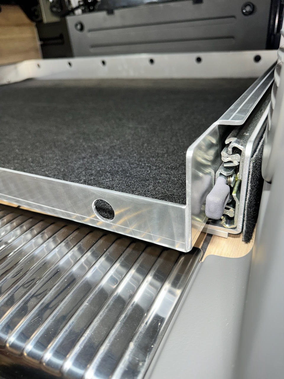 Calidrawer JALOPY 710 Nieuw Alu | Volkswagenshop.be | Garage Van hoe I ...