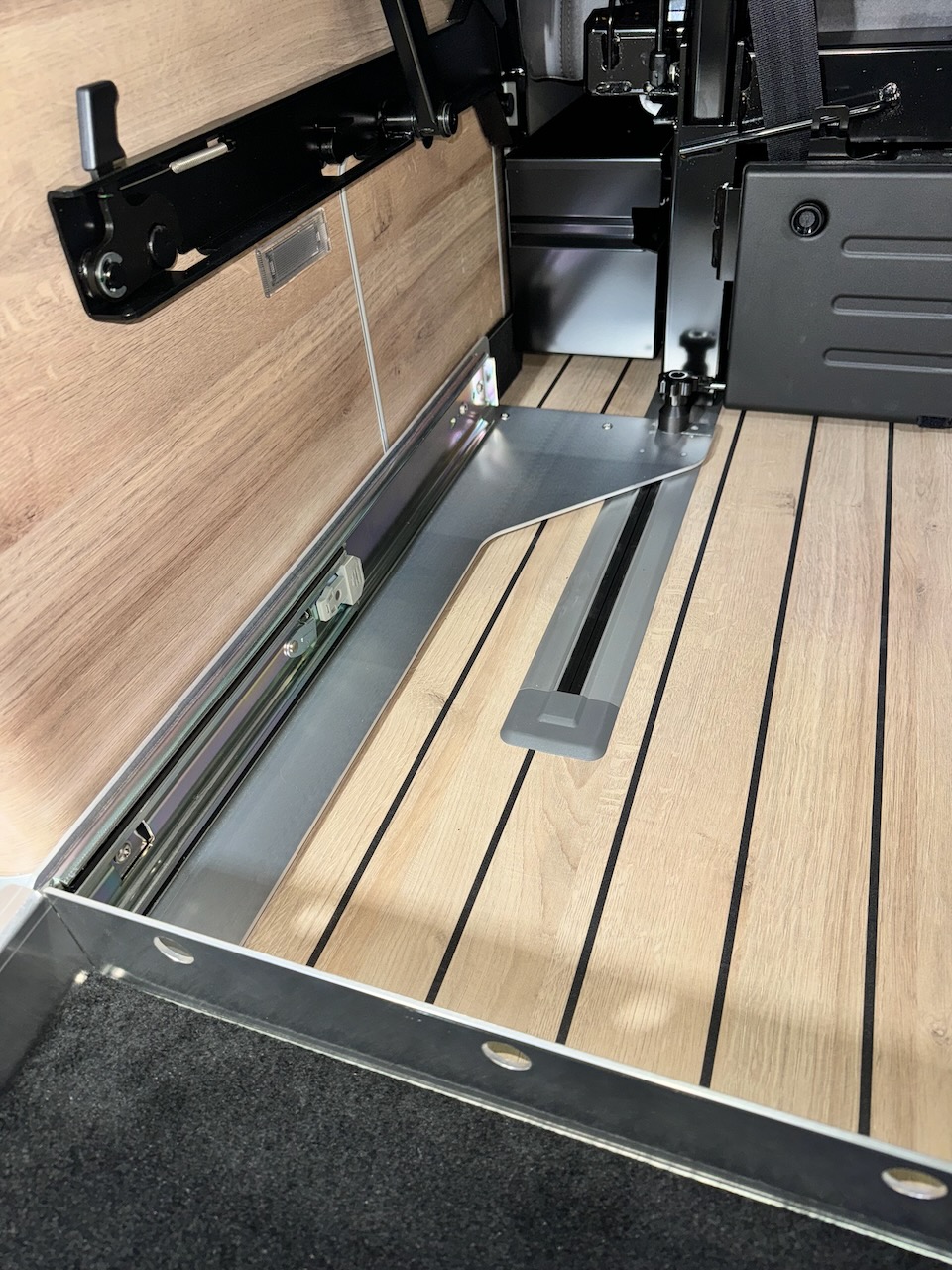Calidrawer JALOPY 760 Nieuw Alu | Volkswagenshop.be | Garage Van hoe I ...