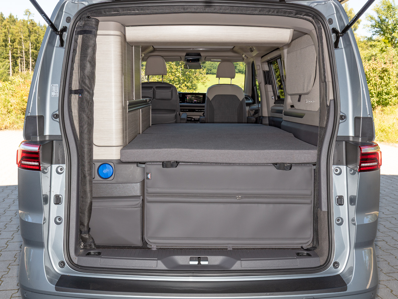 FLYOUT tailgate opening VW T7 California Ocean / Coast - 100 150 124 ...